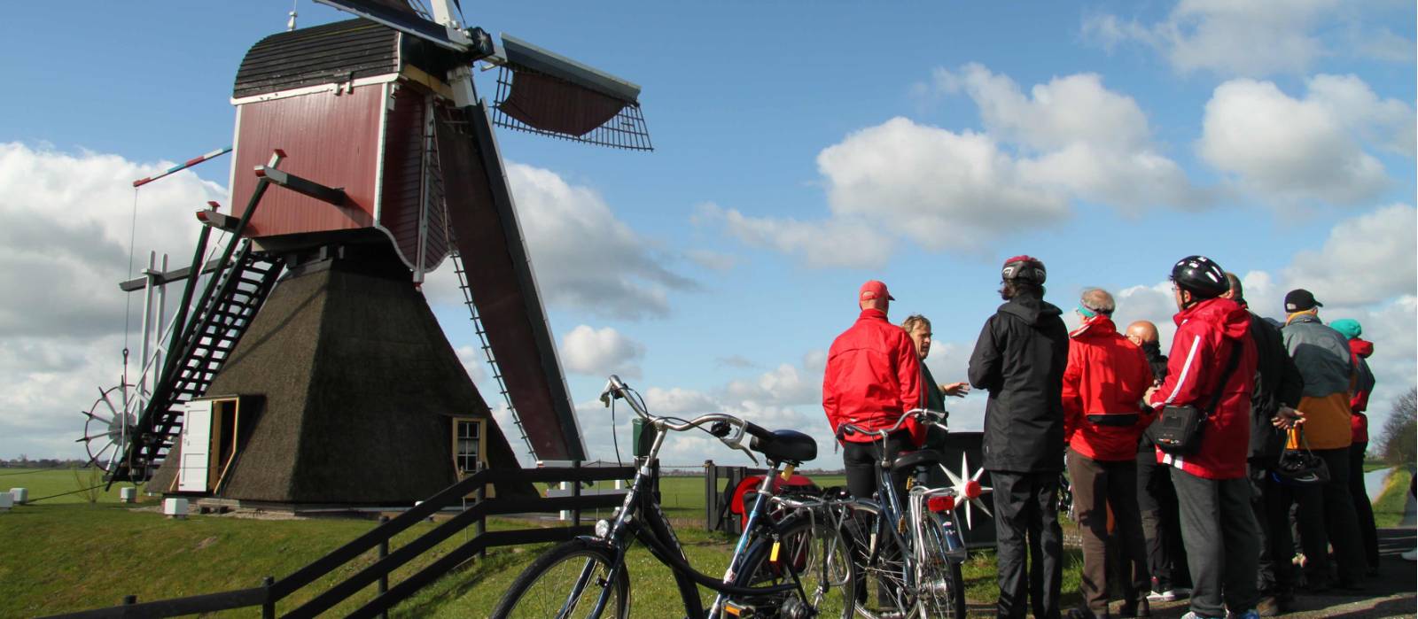 Guided Bike & Barge Tours | Europe Barge Holidays | UTracks