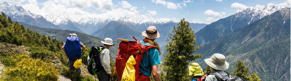 10 Pieces Litter Collection Program | Leave No Trace | World Expeditions